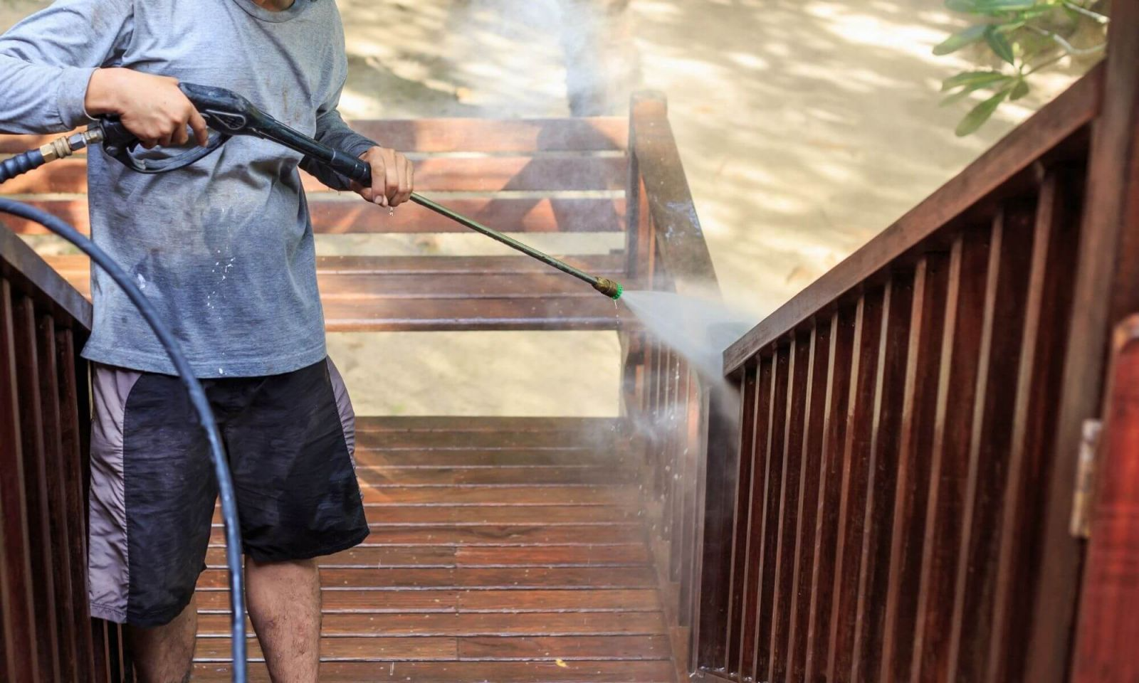 Pressure Washing vs. Soft Washing: What’s the Best Choice for Your Home ...